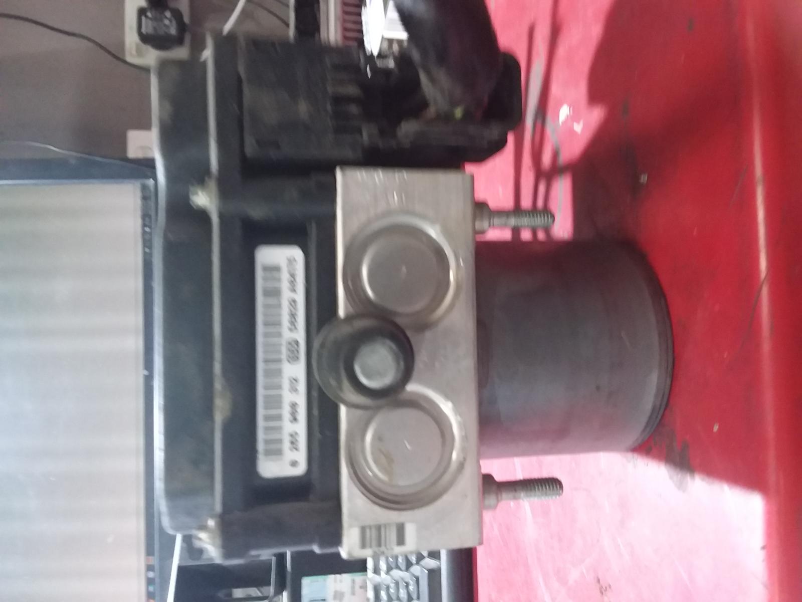 Abs Pump/Modulator Falcon Ford 2003
